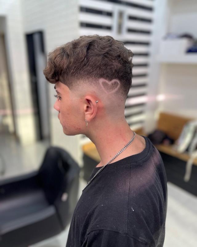 Calmark - סלמון עזרא ספר בראש טוב