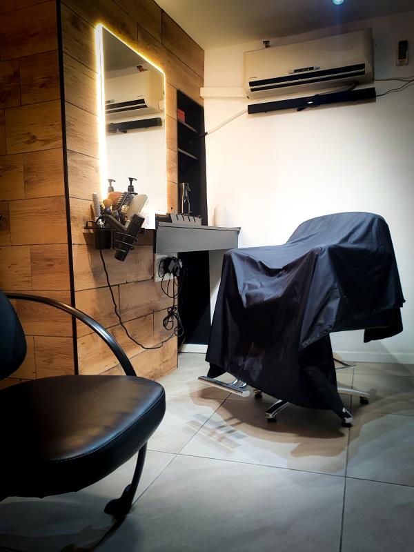 Calmark - Avior Hair Desginer