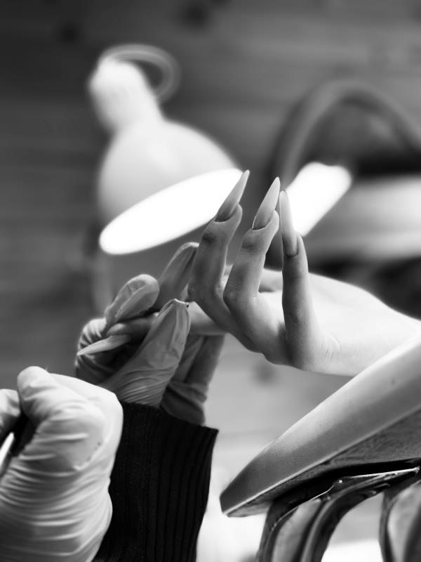 Calmark - At Halas nails studio