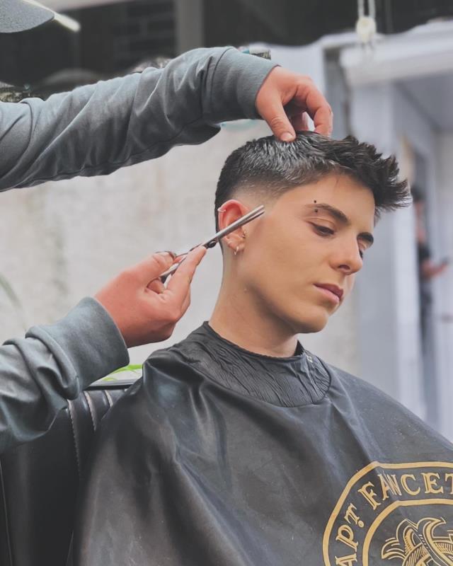 Calmark - THE CREATOR Barber Studio