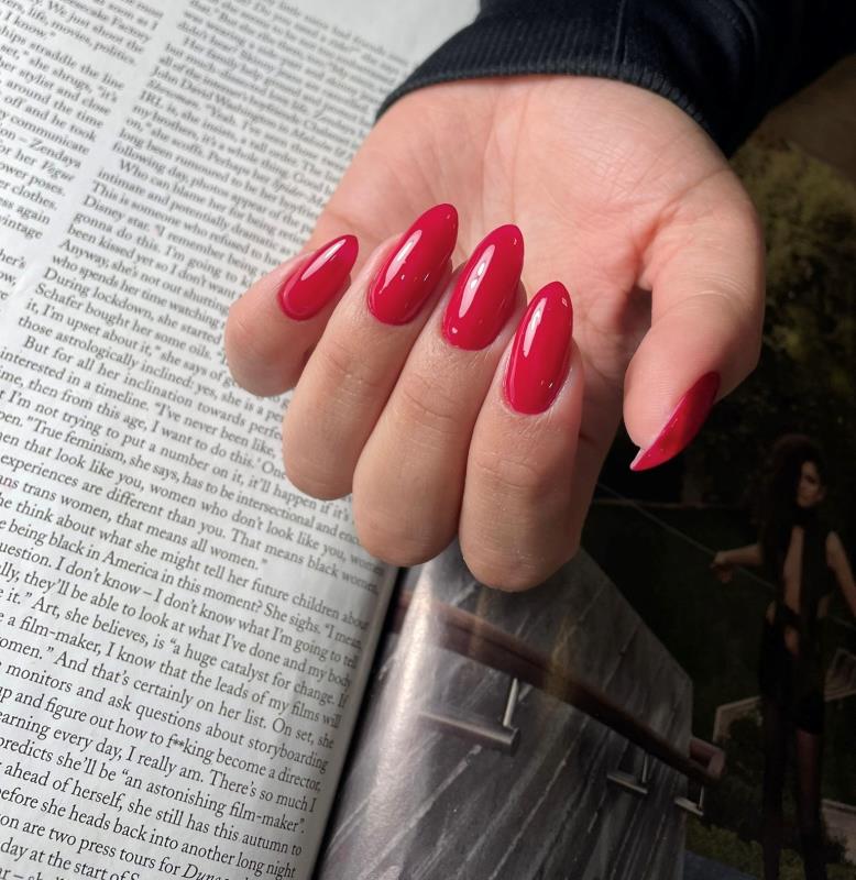 Calmark - Lorraine Nails