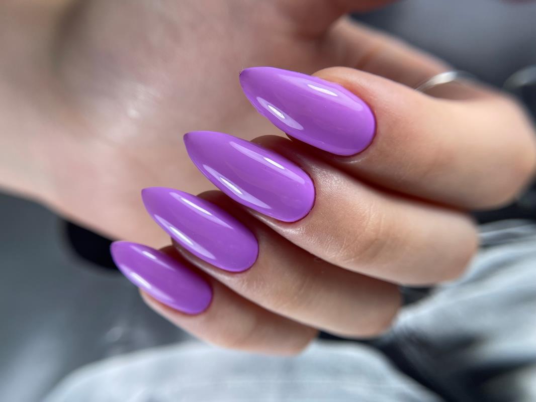 Calmark - aviv nails