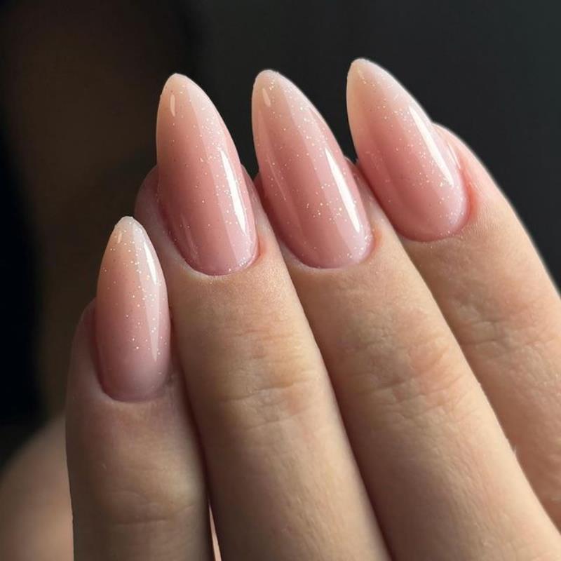 Calmark - stav nails