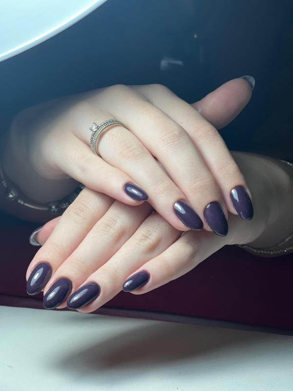 Calmark - Linor Edri Nails