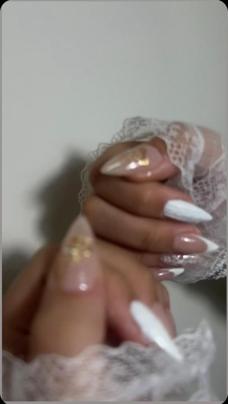 Calmark - Rachel Nails