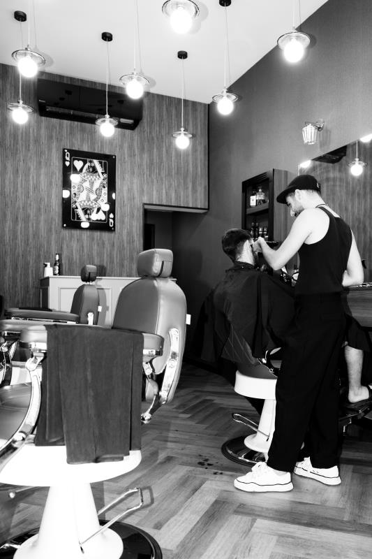 Calmark - Dama barbershop